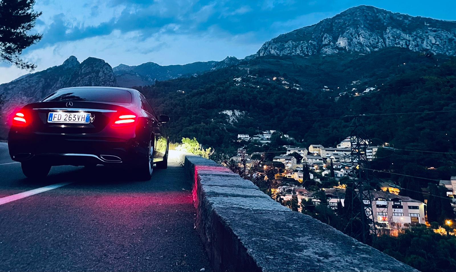 Travel and Tour | L'auto con autista per la tua vacanza